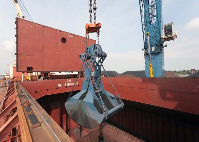 Internationale designprijs voor Nemag grijper - MetaalNieuws, het ...