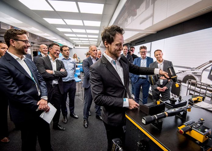 Smart Factory roadshow Atlas Copco - MetaalNieuws, het laatste nieuws ...