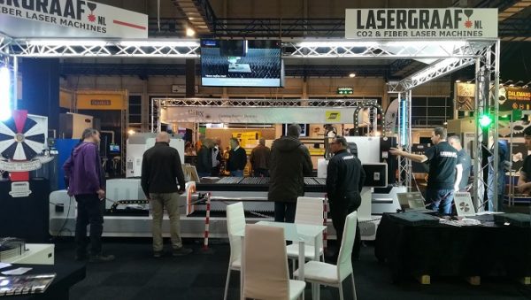 Lasergraaf groeit hard - MetaalNieuws, het laatste nieuws uit de ...